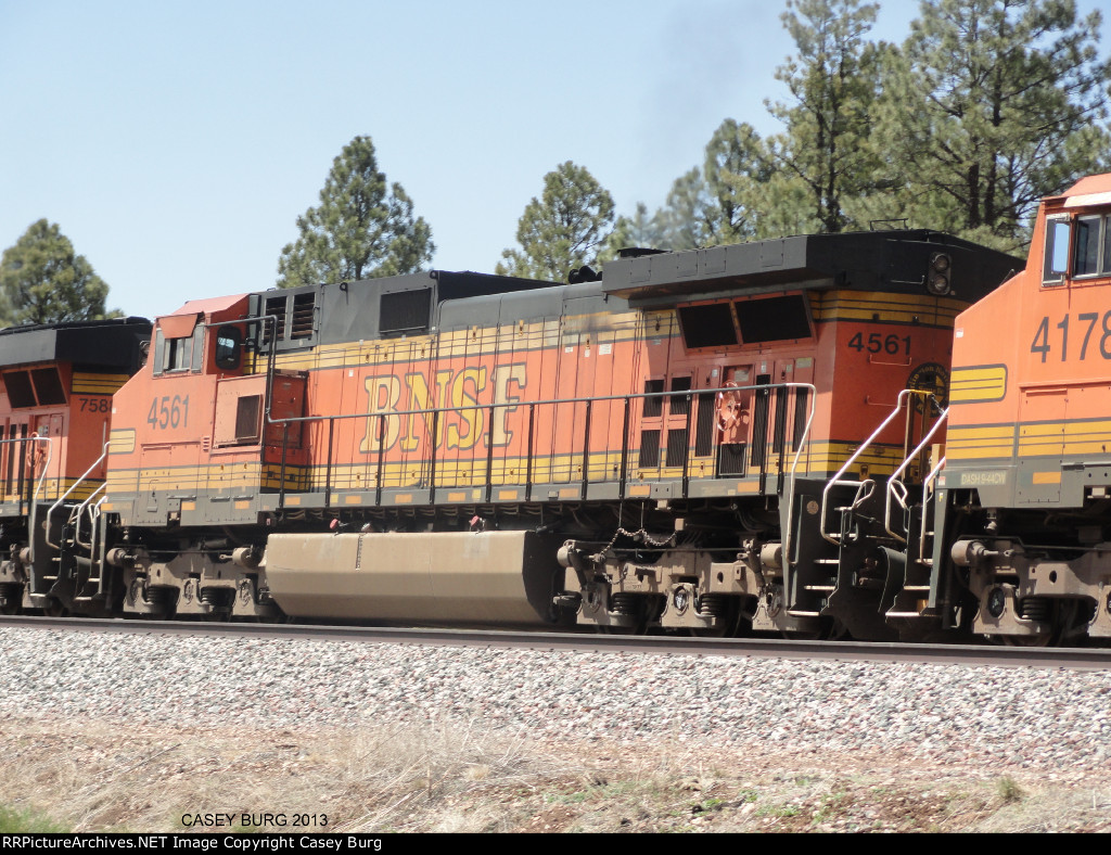 BNSF 4561